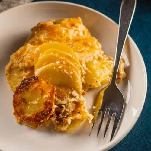 Cheesy Au Gratin Potatoes (Creamy & Crispy!) | Scarlati Family Kitchen