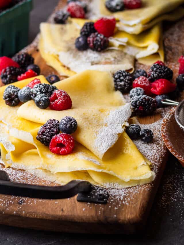 Savory Dutch Baby (Cheddar & Thyme, Cast Iron Skillet) | Scarlati ...