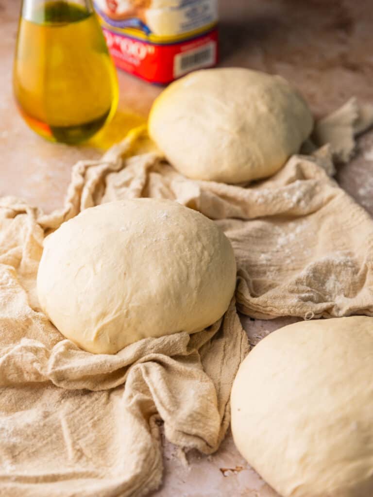 Overnight Pizza Dough Recipe (Easy 5 Ingredient Pizza Dough)